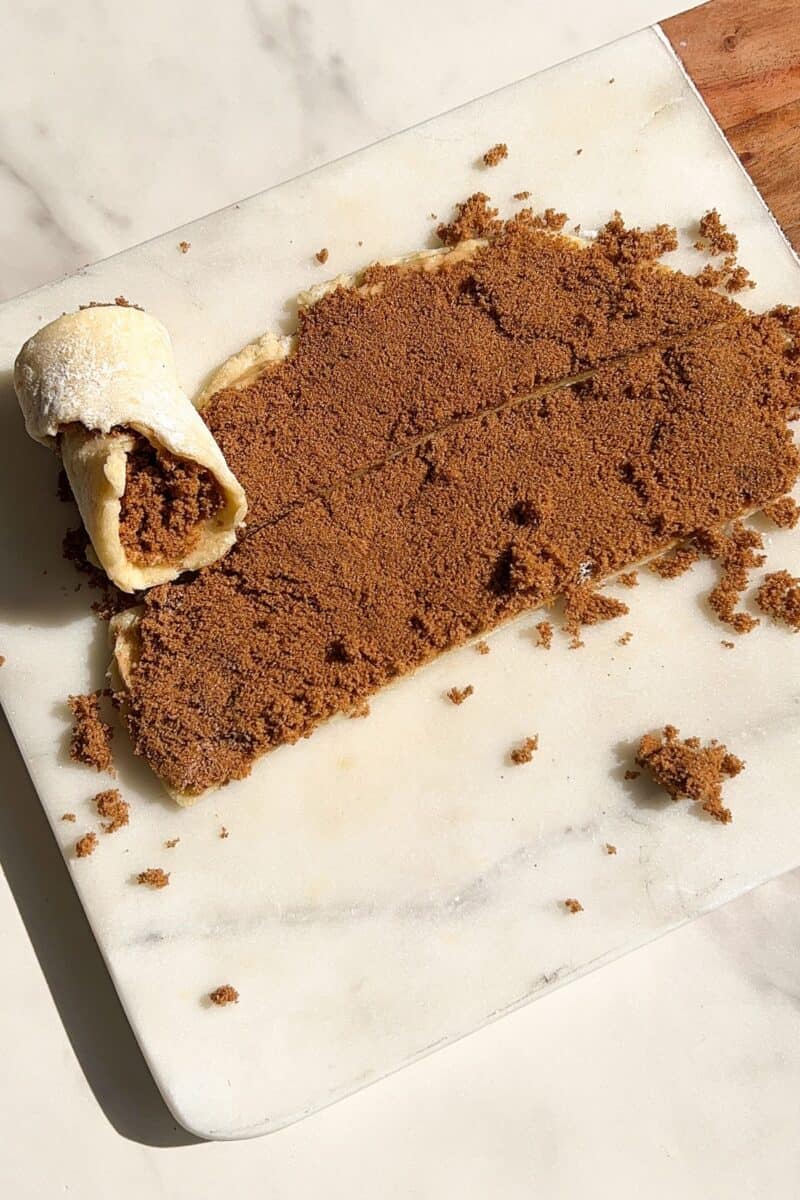 Single Serve Cinnamon Roll (Glaze without Cream Cheese) - Feasty Travels